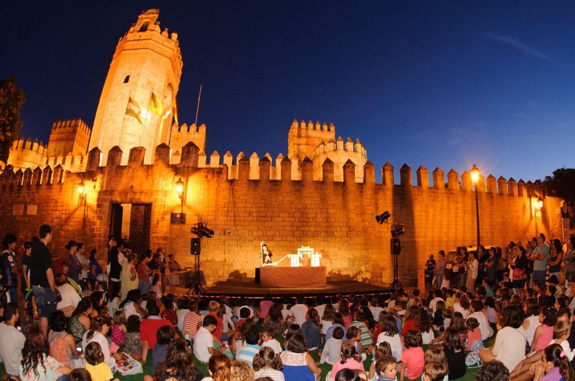 ‘La panda pirata’ llega a la plaza del Castillo con la muestra de títeres ‘Los Cristobitas’ - El ...